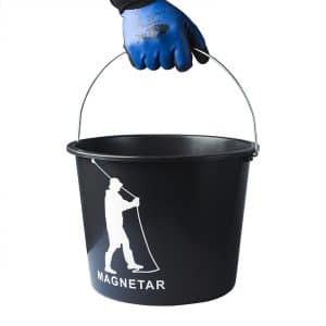 Magnetar Bucket - Magnet fishing with a Magnetar fishing magnet